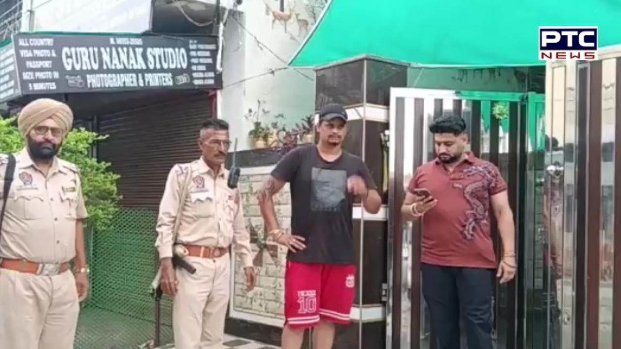 Hoshiarpur News : ਯੂਟਿਊਬਰ ਦੇ ਘਰ 'ਤੇ ਅਣਪਛਾਤੇ ਵਿਅਕਤੀਆਂ ਵੱਲੋਂ ਚਲਾਈਆਂ ਗਈਆਂ ...